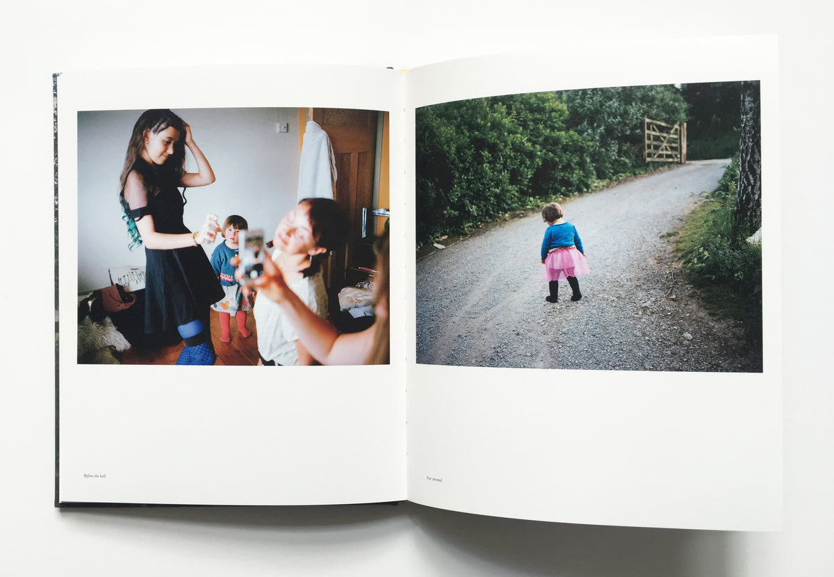 LOOKING FOR ALICE by Siân Davey – Trolley Books